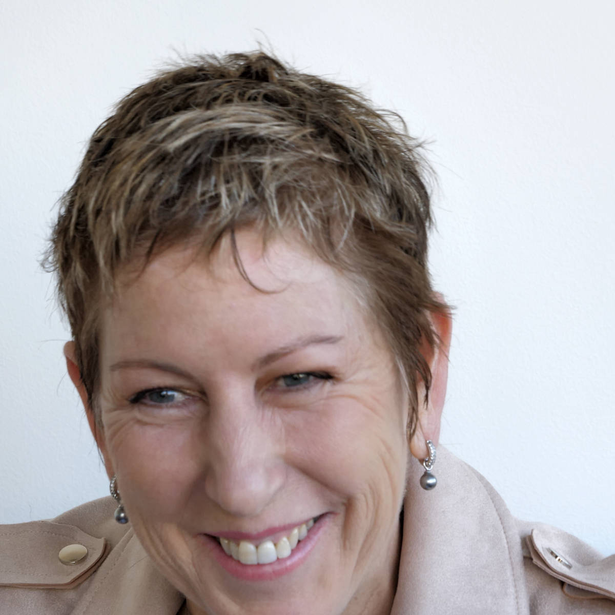 Conversations with Graeme Murphy, Janet Vernon, and their collaborators